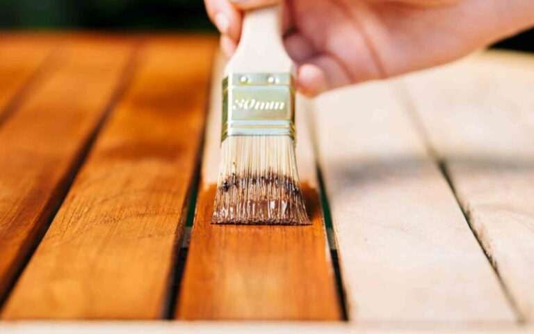 ¿Cómo se puede mejorar la resistencia al agua de la madera mediante ...